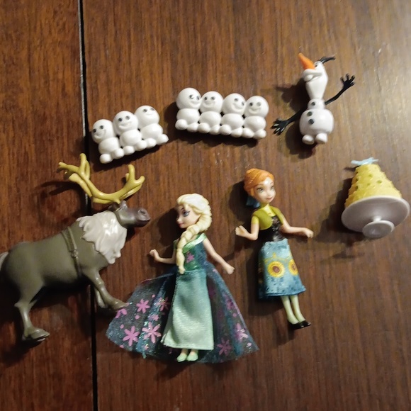 Disney | Toys | Disney Frozen Fever Birthday Figurine Set | Poshmark